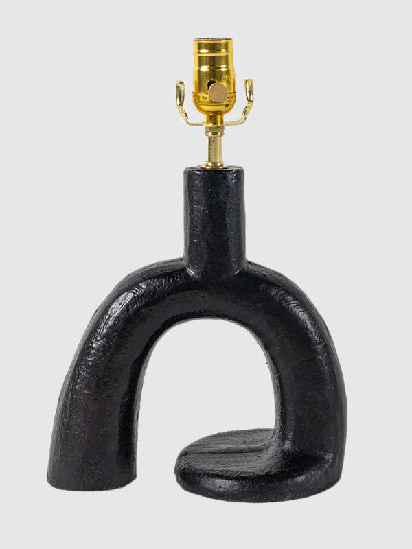58357 | Cast Metal Table Lamp Base – Manglam Arts