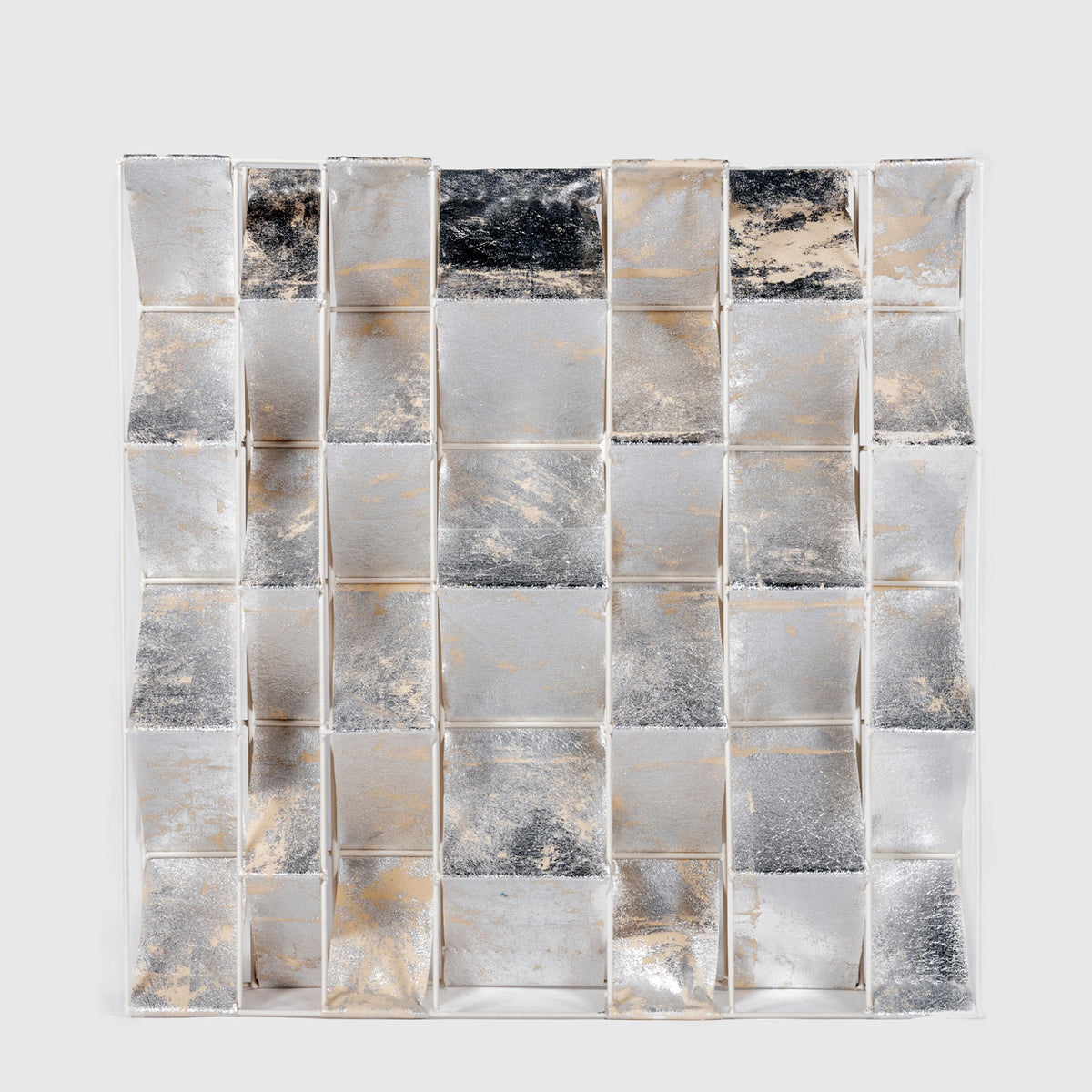 60884 | Silver Foiling Woven Wall Art With Metal Frame – Manglam Arts