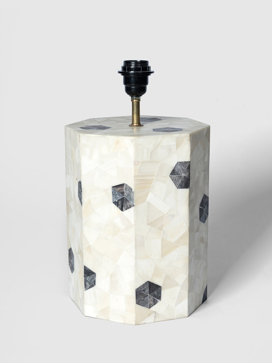 61440 | Wooden-Raw Bone Inlay Table Lamp – Manglam Arts